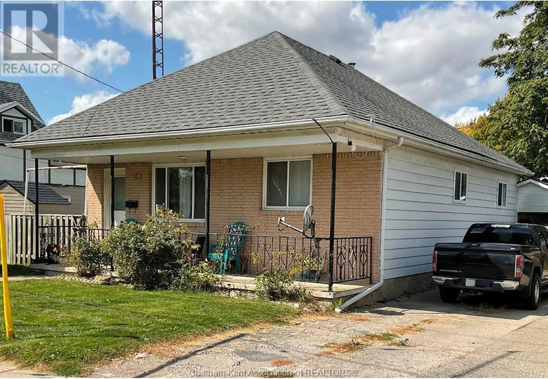 118 Gillard STREET Wallaceburg, Ontario | Houses for Sale | Chatham ...