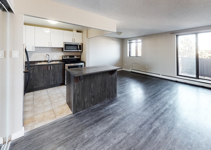 Fully Renovated One Bedroom Apartment in Downtown Hanover | Long Term ...