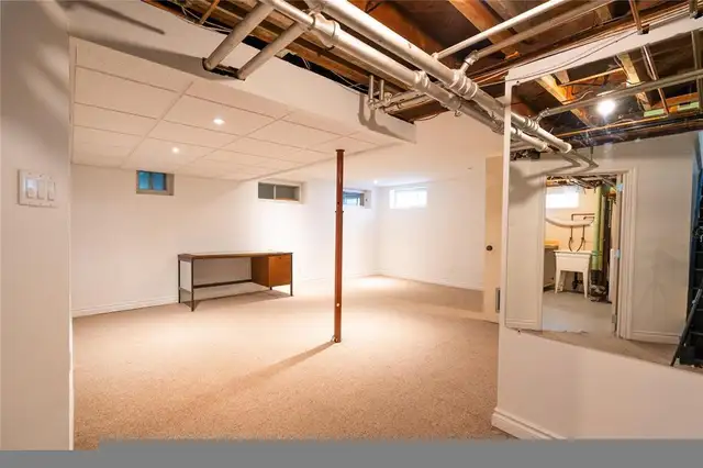 24 Riverside Drive Winnipeg, Manitoba | Houses for Sale | Winnipeg ...