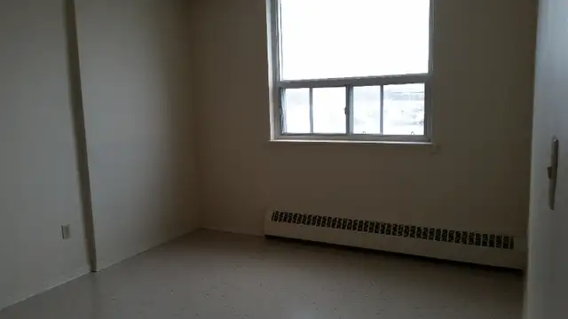 TIARA APARTMENTS - 1 BEDROOM FOR RENT -$60/MTH SENIOR DISCOUNT | Long ...