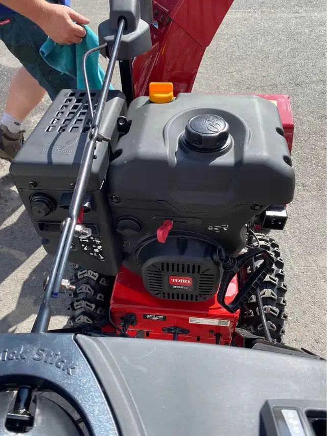 Toro 30" Power Max HD 1030 OHAE (38830)Two-Stage Gas Snow Blower ...