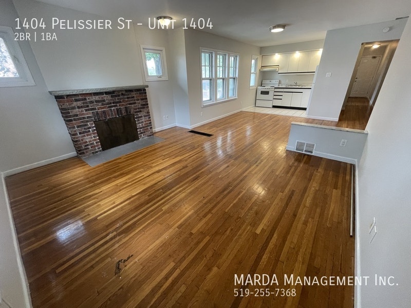 BRIGHT & SPACIOUS 2 BEDROOM UNIT IN WINDSOR! + HYDRO & GAS | Long Term ...