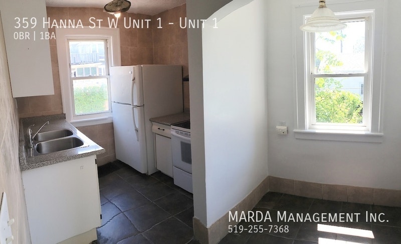 CUTE & COZY BACHELOR NEAR DOWNTOWN WINDSOR + HYDRO & GAS | Long Term ...