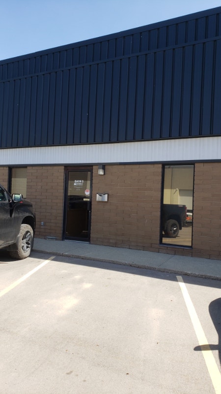 FOR LEASE – 1,450 s.f. Office/Shop in NE | Commercial & Office Space ...