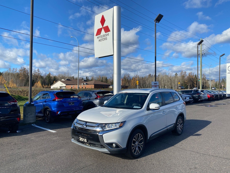 2016 Mitsubishi Outlander ES PREMIUM LOADED | Cars & Trucks | Thunder ...