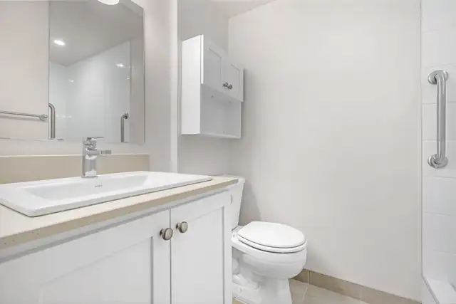 The Watergate - 3 Bedroom Apartment for Rent | Long Term Rentals ...