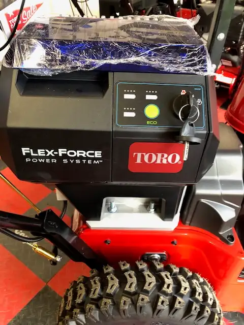 Toro 26" Power Max® e26 60V* (39926) Two-Stage Snow Blower ...