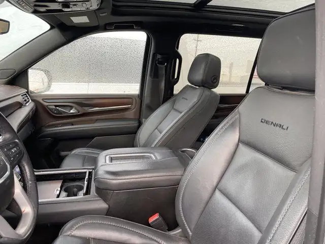 2021 GMC Yukon XL Denali 4WD * PANORMAIC SUNROOF * ADVANCED | Cars ...