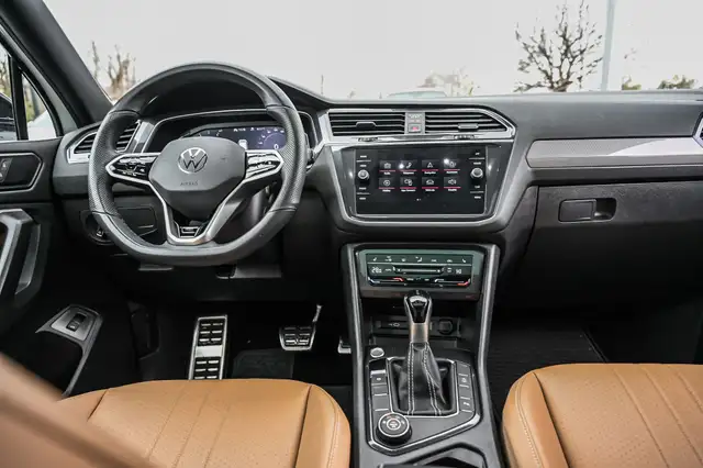 2024 Volkswagen Tiguan Comfortline R-Line Black Edition Clean Ca | Cars ...