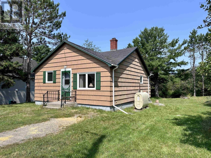 60 Transvaal Street Shelburne, Nova Scotia | Houses for Sale | Yarmouth ...