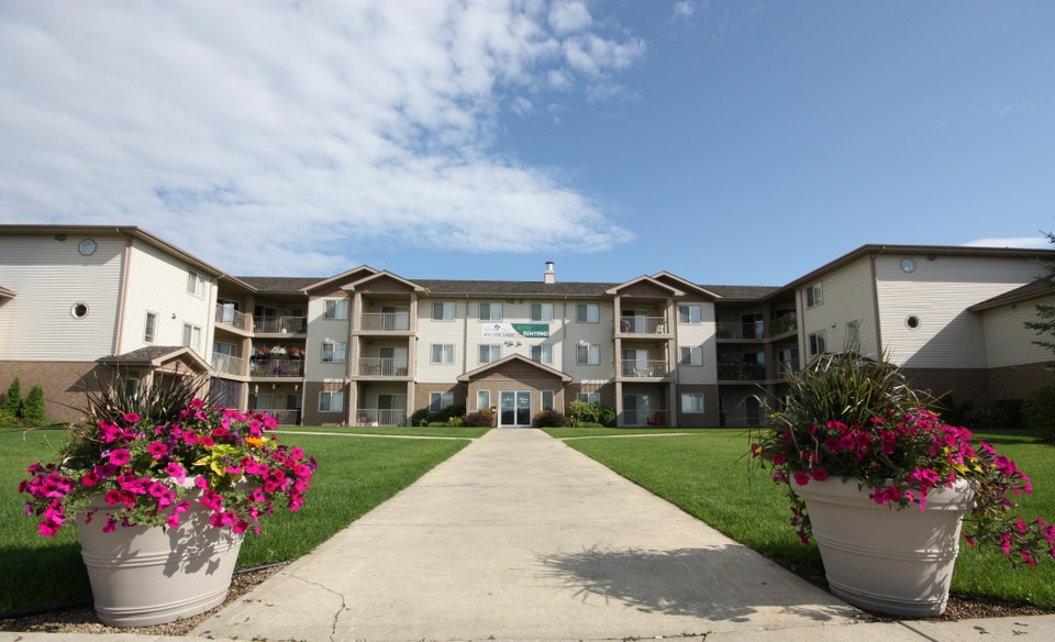 Newly Renovated 2 Bedroom Suite in Lancaster | Long Term Rentals | Red ...