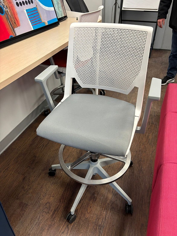 Haworth Very Conference Stool-Excellent Condition-Call us! | Chairs ...