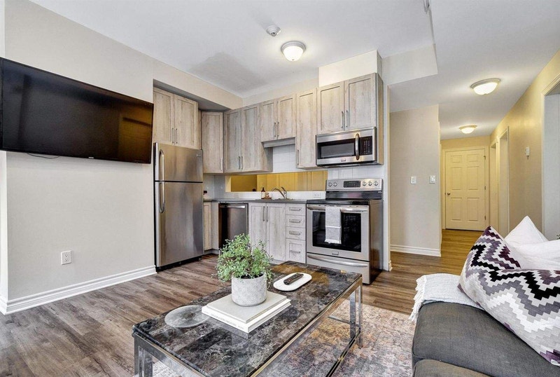 84 Russell Avenue - 4 Bedroom Apartment for Rent | Long Term Rentals ...