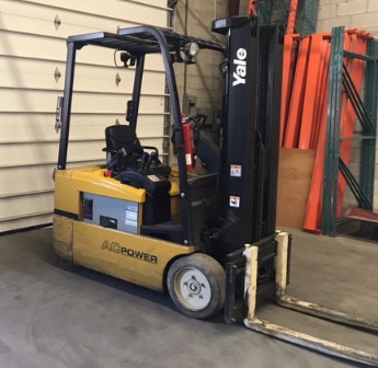 YALE MODEL ERP035TH ELECTRIC THREE WHEEL CUSHION TIRE FORKLIFT | Heavy ...