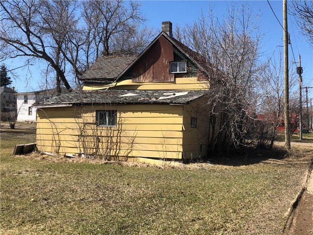 108 Second Street S Belmont, Manitoba | Land for Sale | Brandon | Kijiji