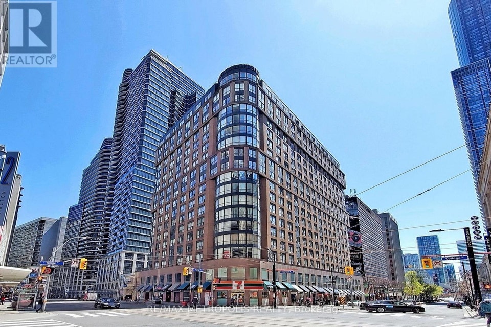 309 - 7 CARLTON STREET Toronto (Church-Yonge Corridor), Ontario | Long ...