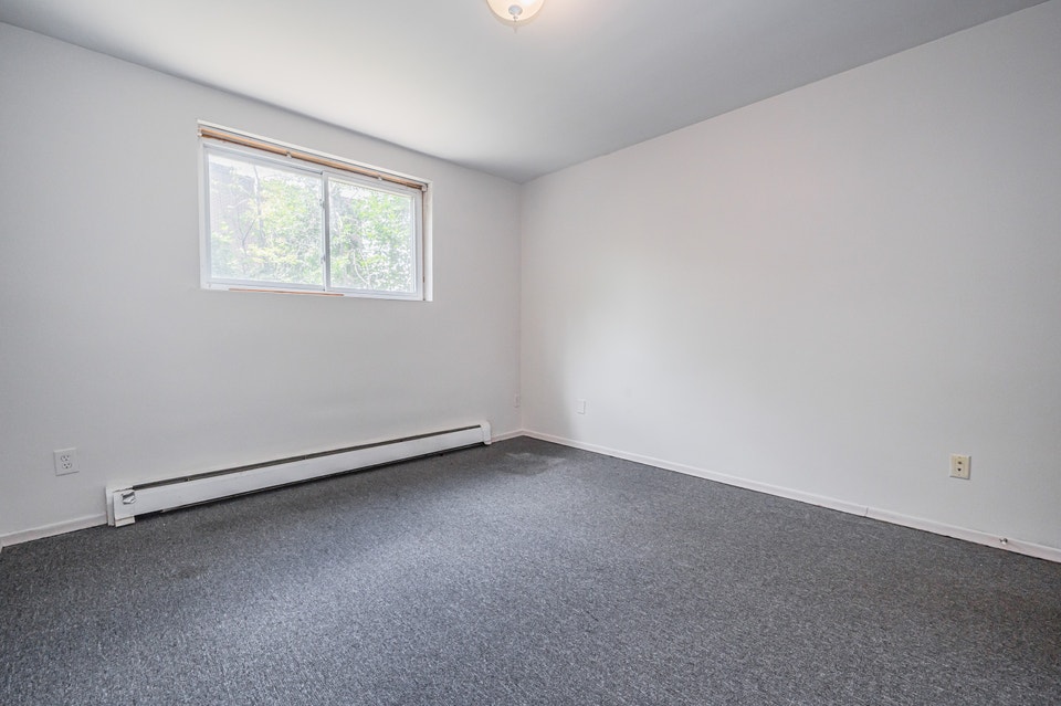 3 Bedroom Student Units Steps From Laurier! | Room Rentals & Roommates ...