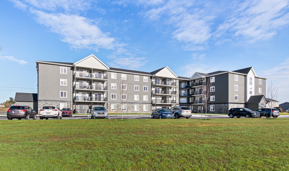 Domaine Sorbonne Estates (Phase 2) - First Month Rent Free! Diep | Long ...