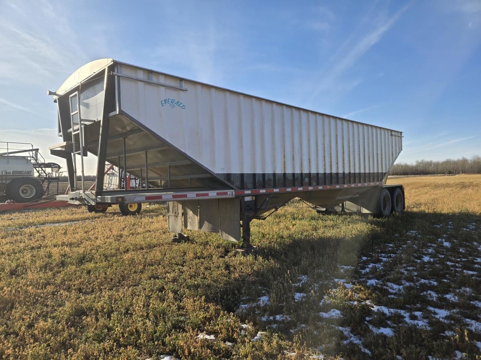 2013 Emerald 38 Ft T/A Dual Hopper Grain Trailer | Farming Equipment ...