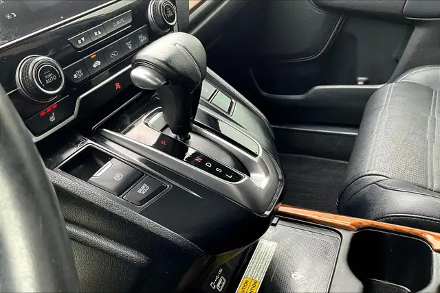 2021 Honda CR-V Touring 4WD | Cars & Trucks | Mississauga / Peel Region ...