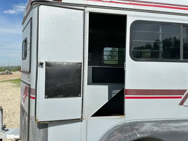1996 Sundowner 10 Ft Horse Trailer Sportsman | Cargo & Utility Trailers ...