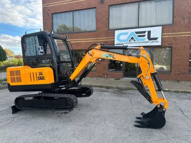 2025 CAEL Excavator 3.5 TON Heat / AC, Hydraulic Thumb, Swing Bo ...