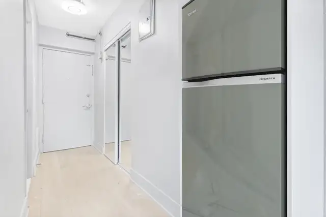 STUDIO MEUBLÉ & TOUT INCLUS | Centre-Ville (Guy-Concordia) | Long Term ...