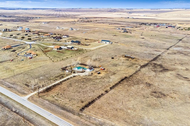 48126 498 Avenue E Rural Foothills County, Alberta | Houses for Sale ...