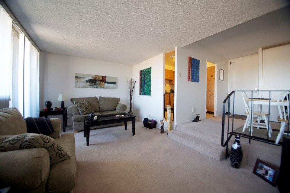 November 1-Bedroom $1599 Heat/AC & water included | Long Term Rentals ...