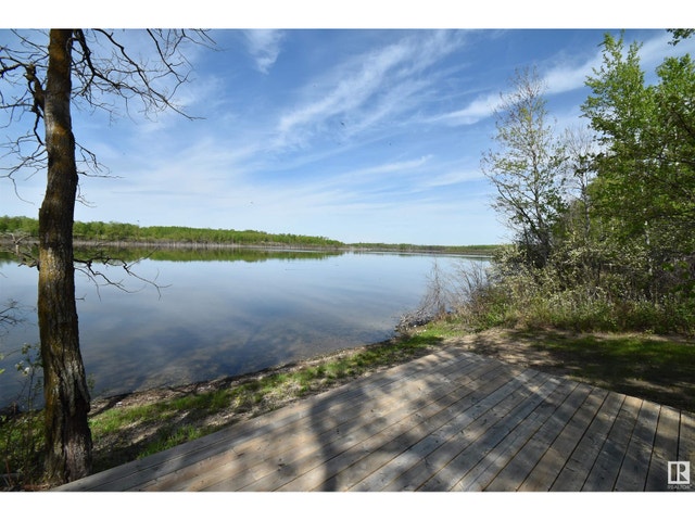 228, 58532 RNG RD 113 Rural St. Paul County, Alberta | Houses for Sale ...