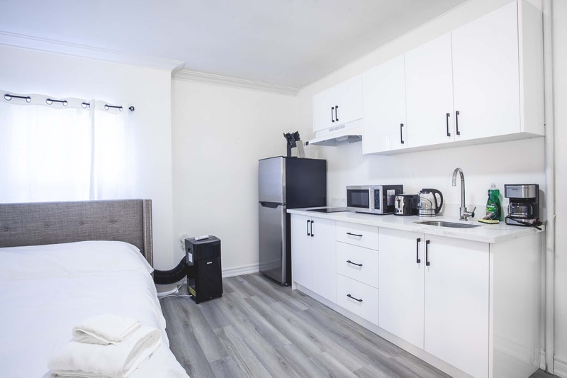 Downtown Bachelor Units Available Now! Starting from $1045! | Long Term ...