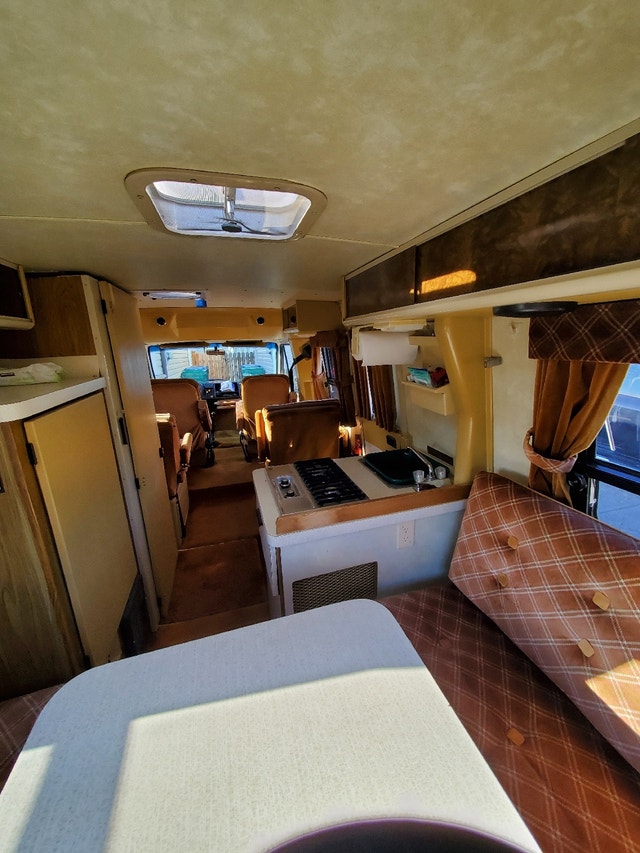 1984 Winnebago Lesharo - 62,500 Miles | RVs & Motorhomes | Lethbridge ...