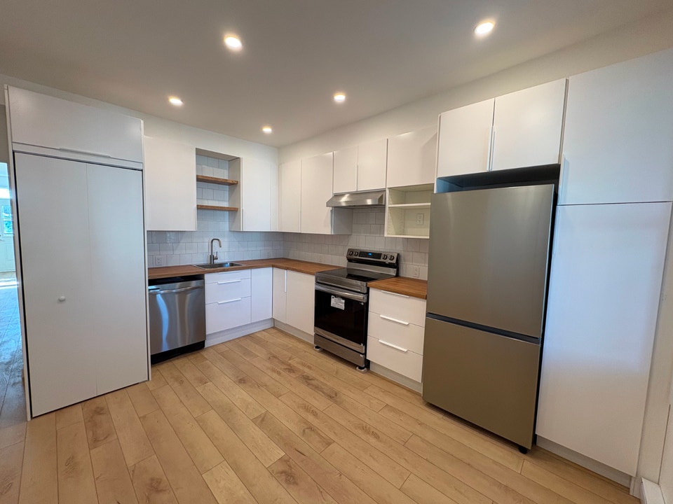 1 chambre+bureau rénové Verdun/1 bdr+office renovated Verdun | Long ...