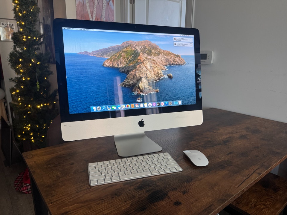 2017 iMac 21" 16GB Ram W/Keyboard+Mouse | Desktop Computers | City of ...