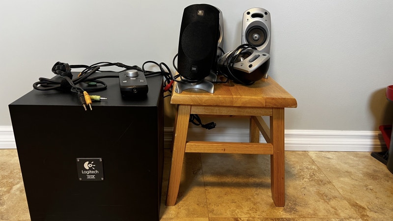 Logitech Z-5300 5.1 Speaker Sysrem | Speakers, Headsets & Mics ...