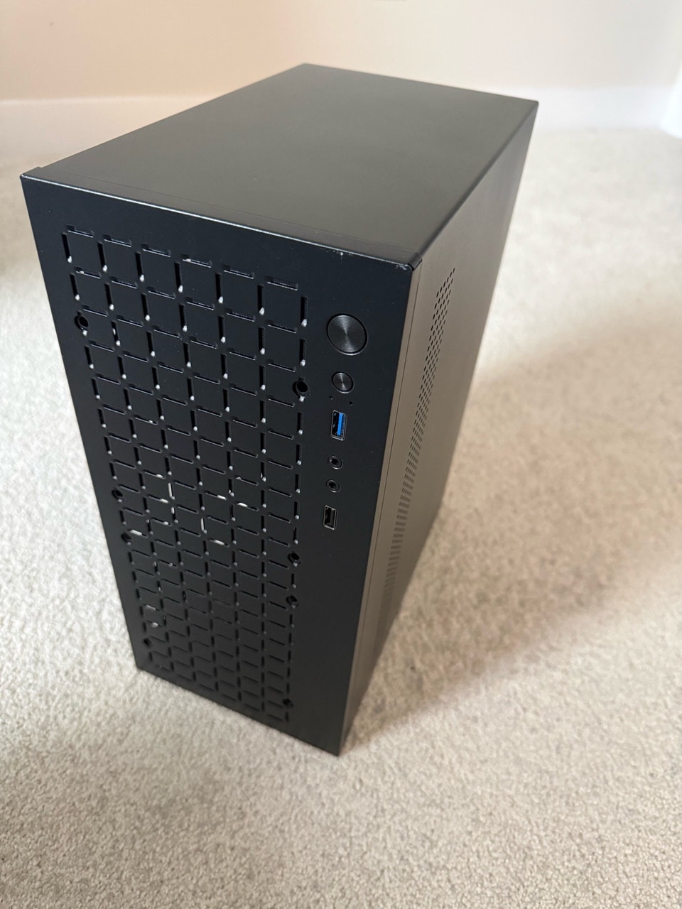 Custom MINI Gaming Desktop PC | Desktop Computers | Ottawa | Free local ...