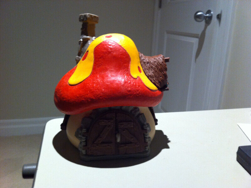 Smurfs - Vintage Large Smurf House (Yellow & Red Rooftop) | Arts ...
