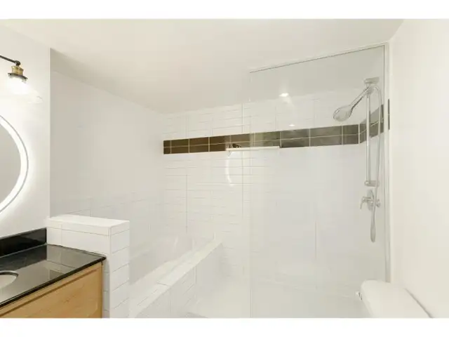 Condo 1 chambre – Rénové, près de REM, 11e étage, promo 1er mois | Long ...