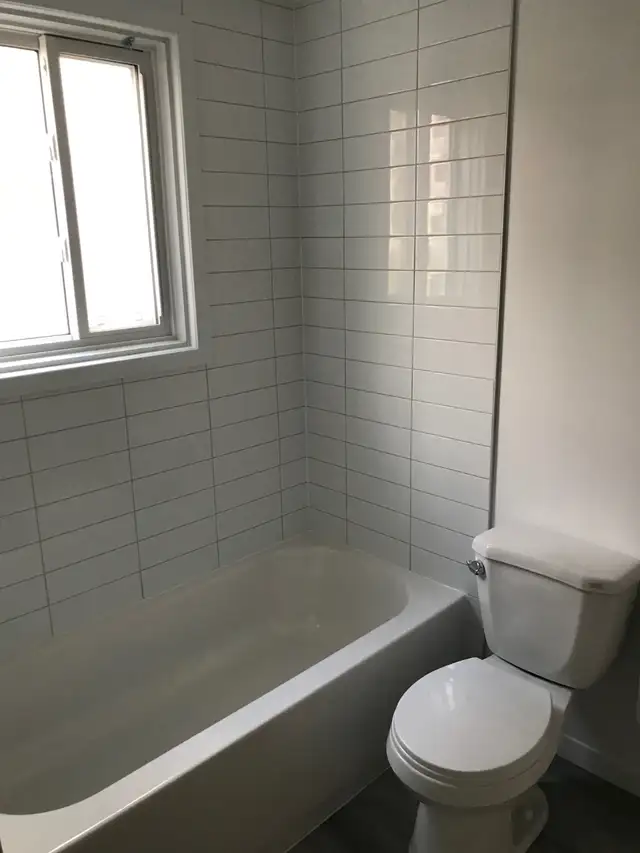 1ER FÉVRIER, LIMOILOU, BEAU 4 1/2 RÉNOVÉ À 1095 $ CHAUF/EAU CHAU | Long ...