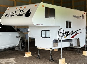 Used Campers For Trucks | Find Used and New RVs, Campers & Trailers ...