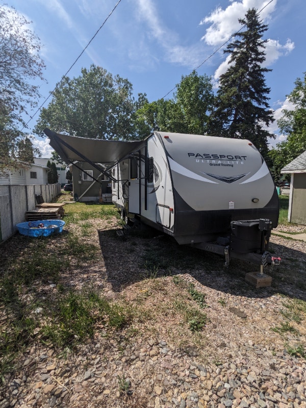 Keystone Travel Trailer | Travel Trailers & Campers | Medicine Hat | Kijiji