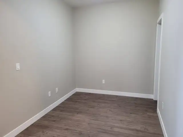 $1,445 / 1 Bedroom/ 1 Bathroom Plus Den - March 1st | Long Term Rentals ...