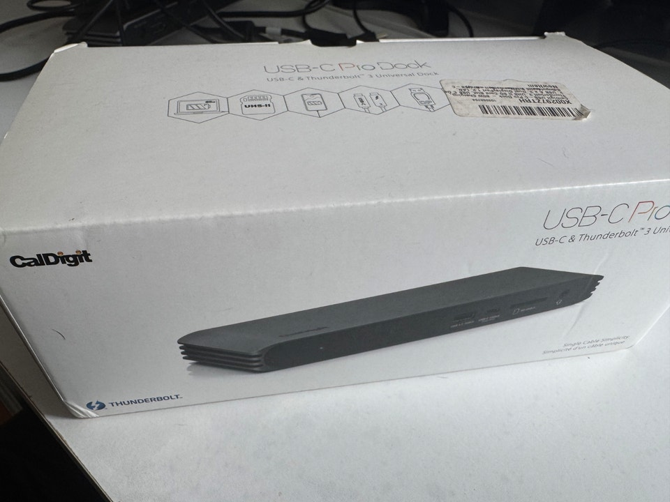 CalDigit USB-C Pro Thunderbolt 3 Universal Dock | Laptop Accessories ...