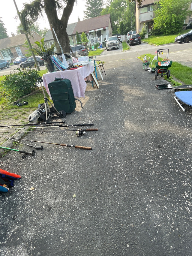 Garage Sale Garage Sales City Of Toronto Kijiji