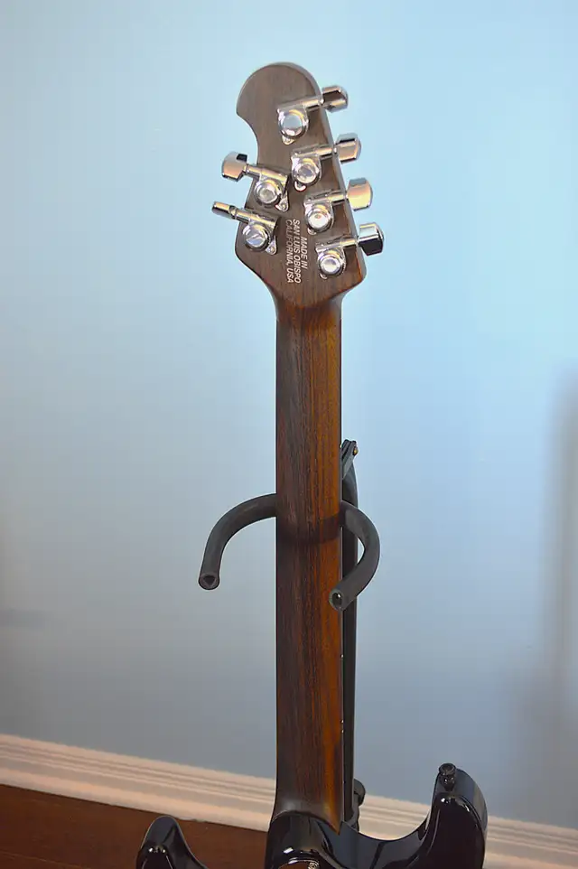 Ernie Ball Music Man Luke 2 Solid Rosewood Neck-Vintage Sunburst ...