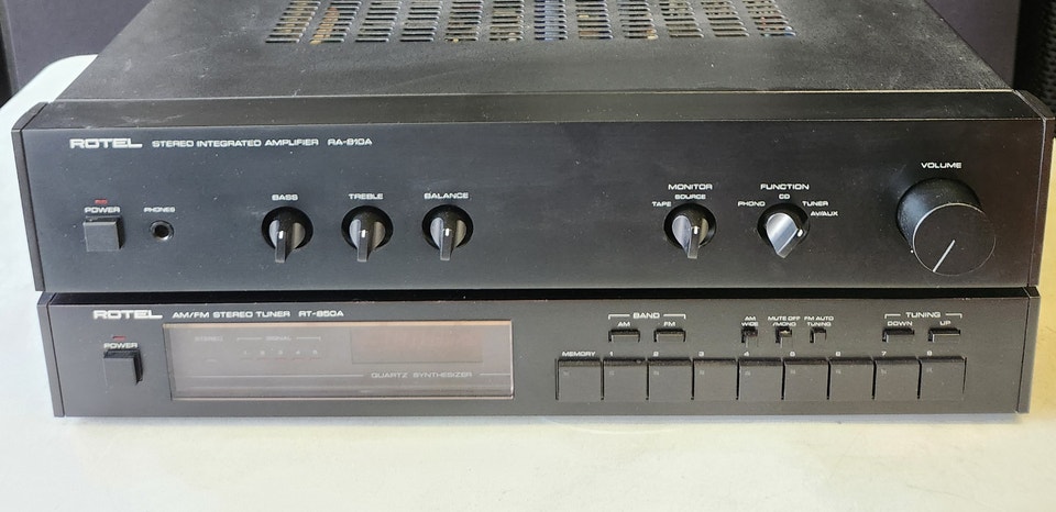 ROTEL RA-810A AMPLIFIER & ROTEL RT-850A TUNER | Stereo Systems & Home Theatre | City of Toronto ...