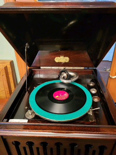 114 ads for antique gramophones in All Categories in Canada | Kijiji ...