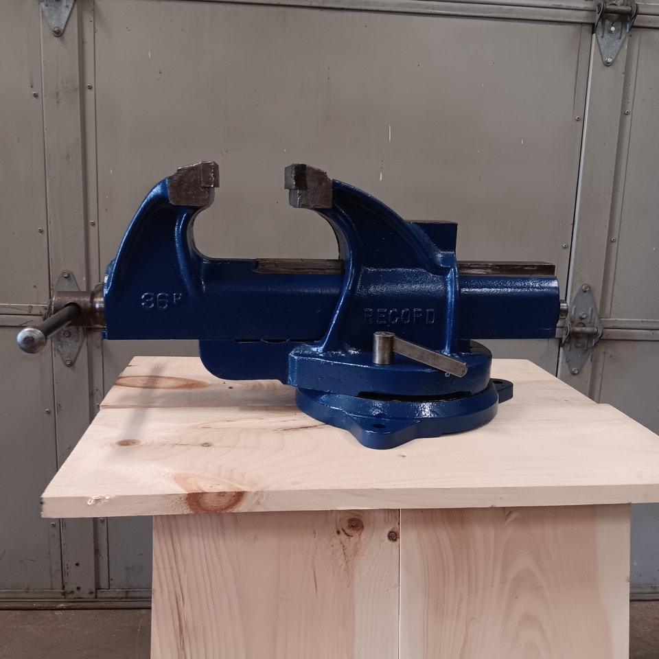 RECORD VISE 6 inch 36P | Hand Tools | Dartmouth | Free local ...