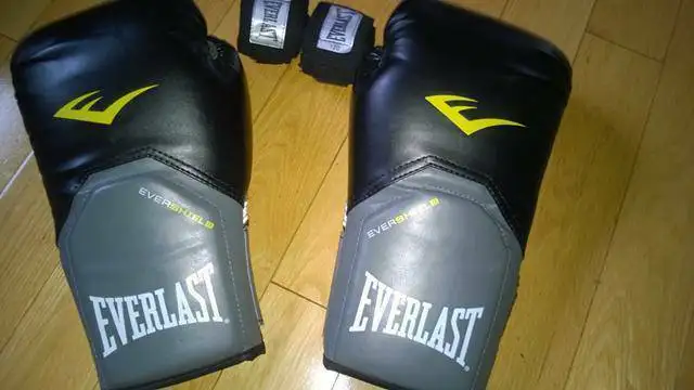 Everlast Evershield 12 Oz and 16 Oz boxing gloves black | Exercise ...