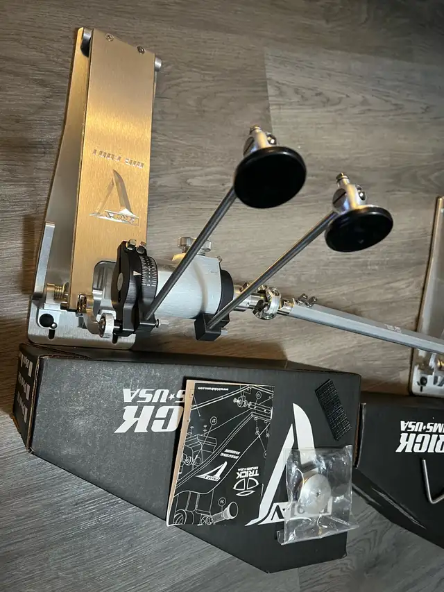 Trick Dominator Pro V-1 Low Mass drum pedals | Drums & Percussion ...